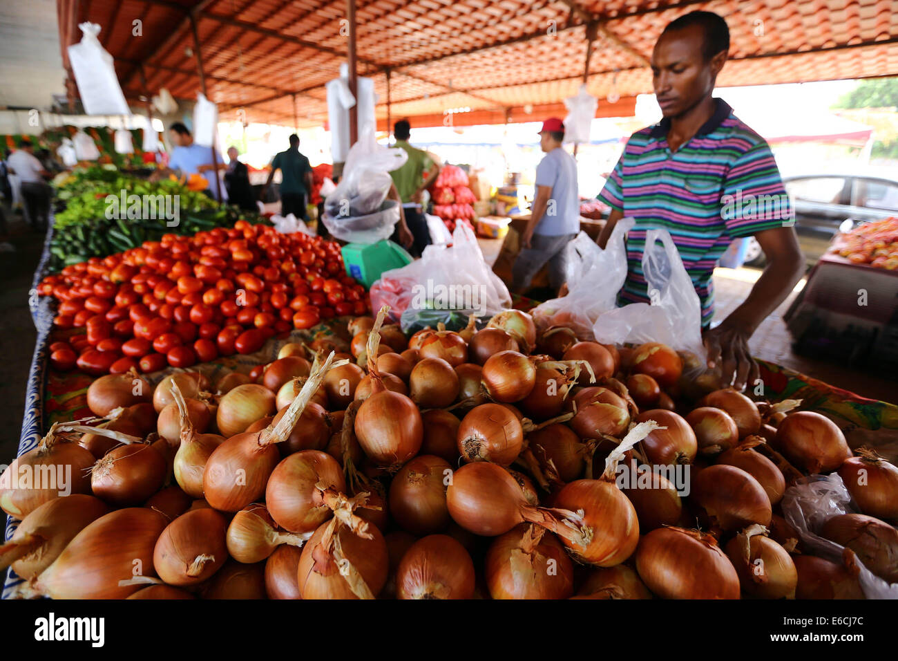 Pro vendor hi-res stock photography and images - Alamy