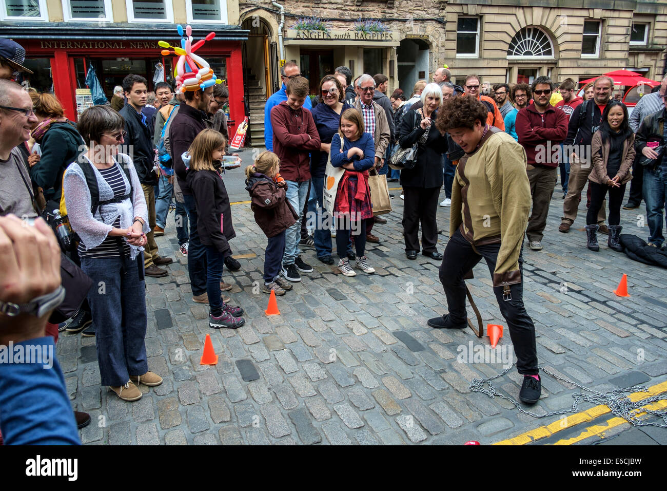 Escapologist hi-res stock photography and images - Alamy