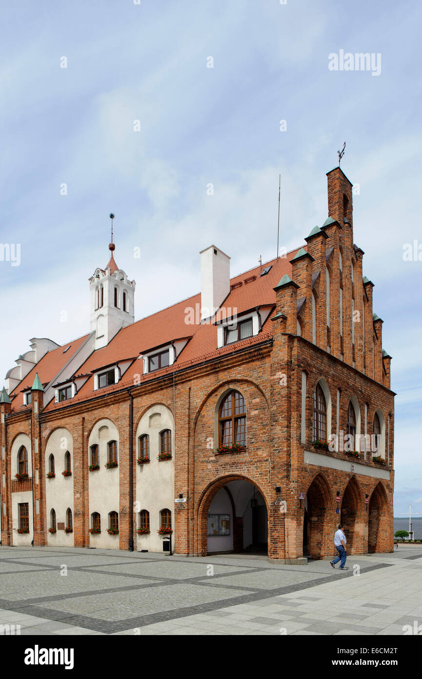Poland brick gothic architecture hi-res stock photography and images ...