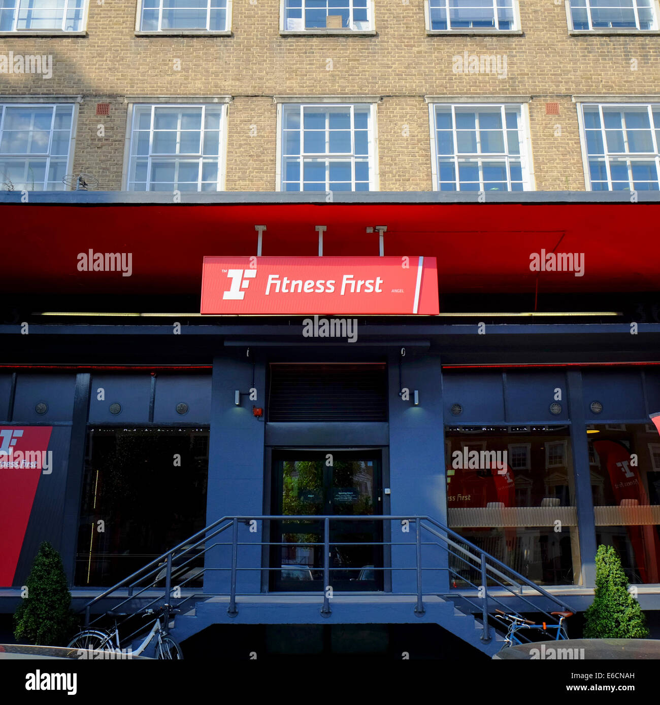 Fitness first gym hi-res stock photography and images - Alamy