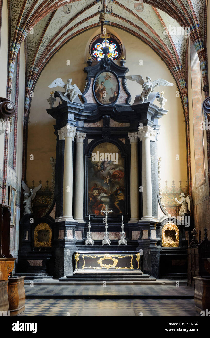 Gothic and baroque architecture hi-res stock photography and images - Alamy