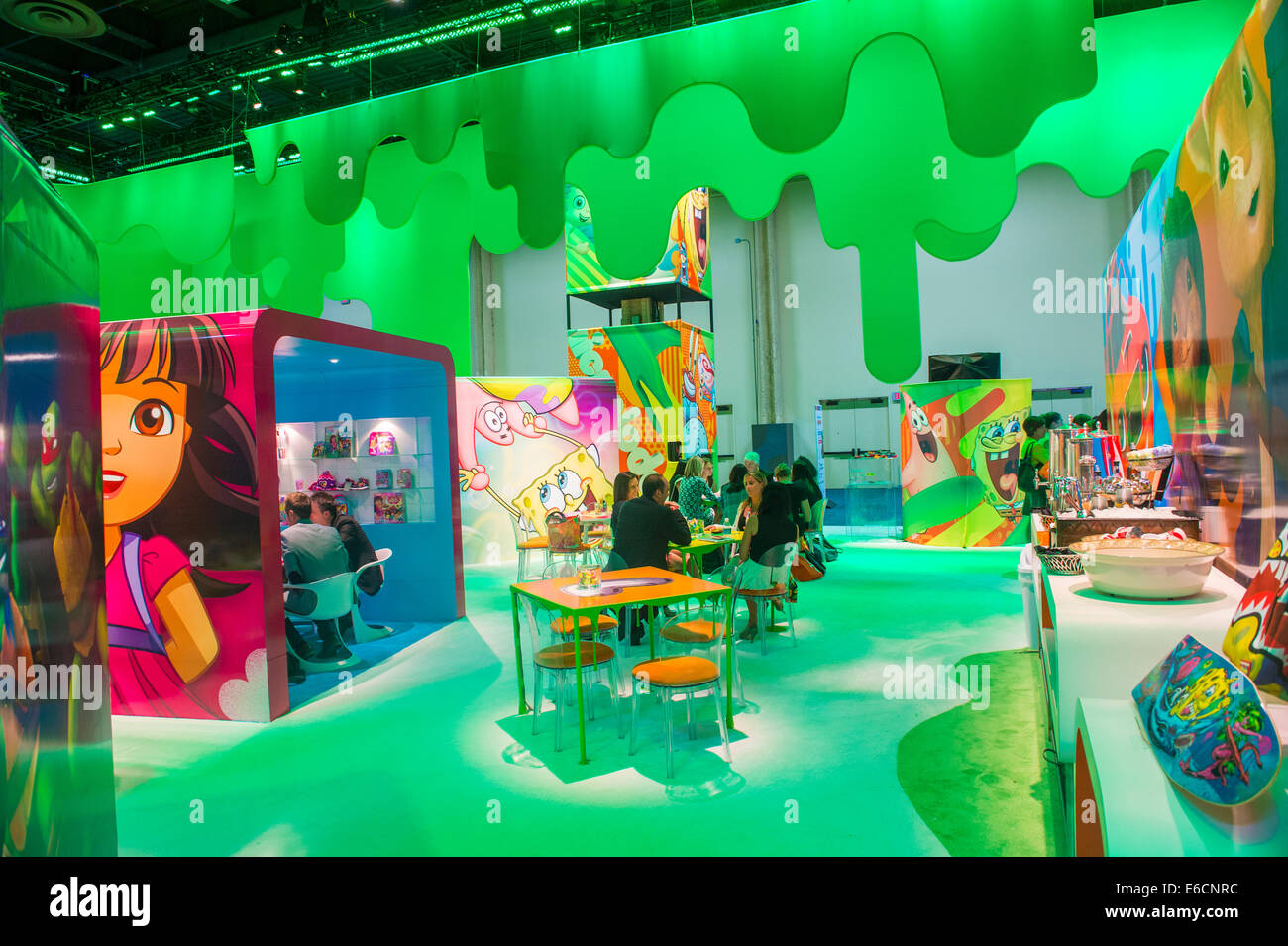 Nickelodeon hi-res stock photography and images - Alamy