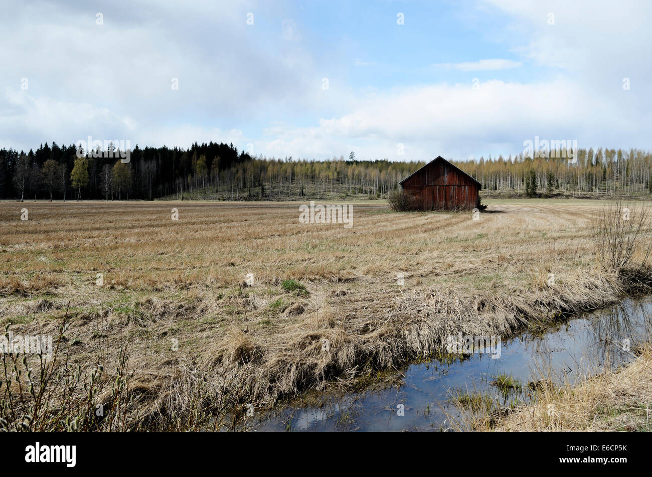 Red barn in rural finland hi-res stock photography and images - Alamy