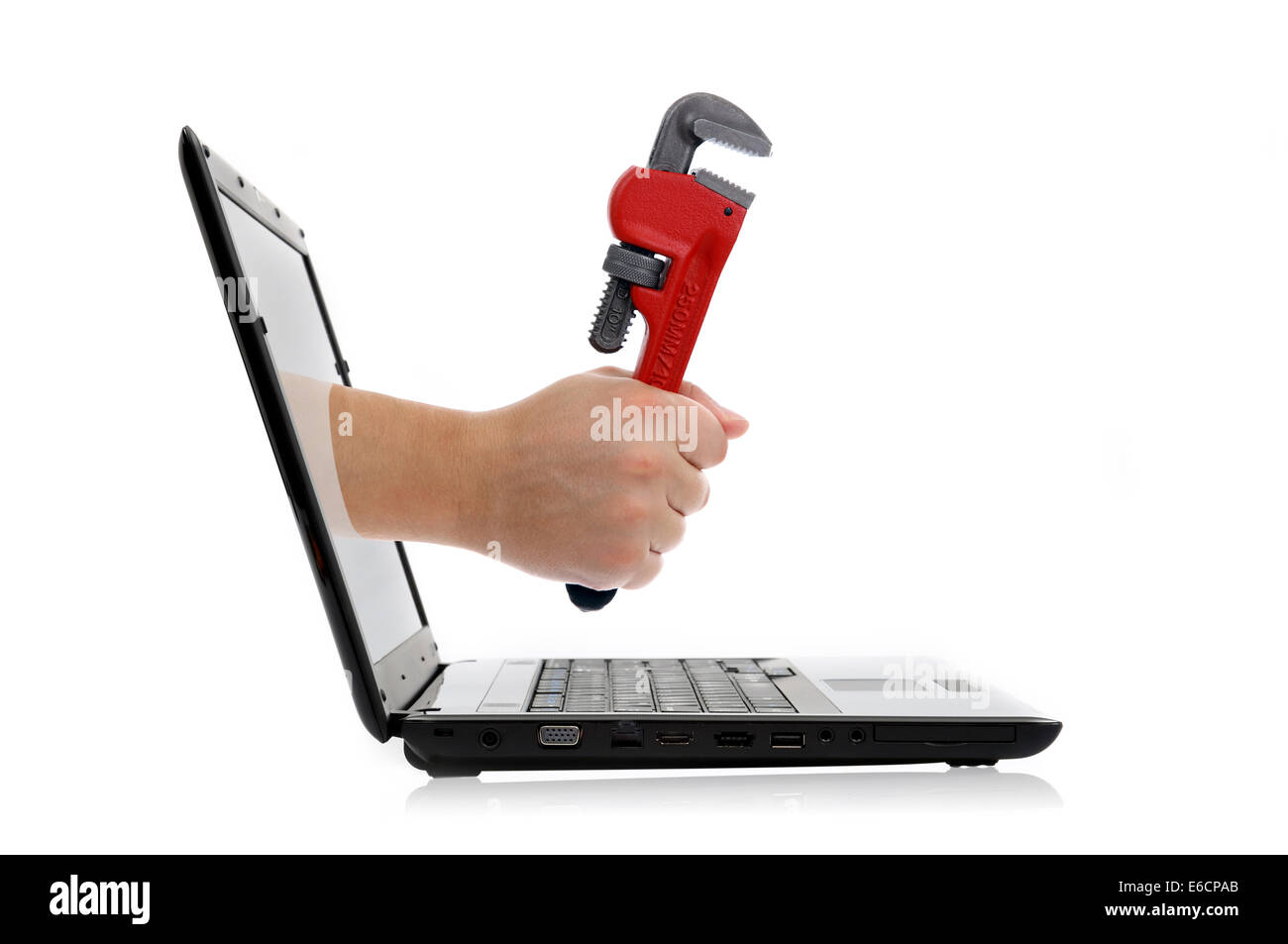 Installing laptop screen hi-res stock photography and images - Alamy
