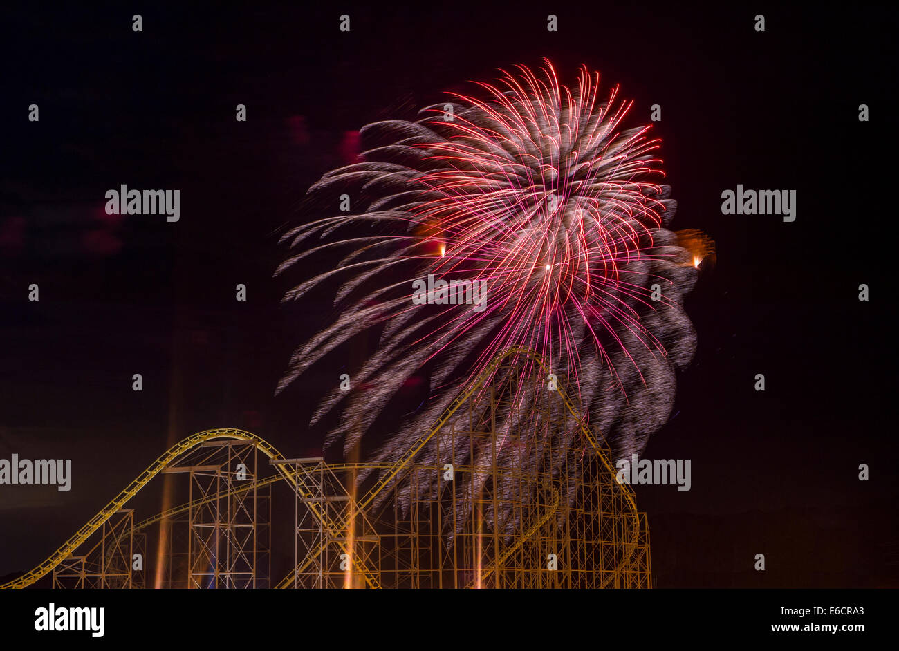 Pyro show hi-res stock photography and images - Alamy