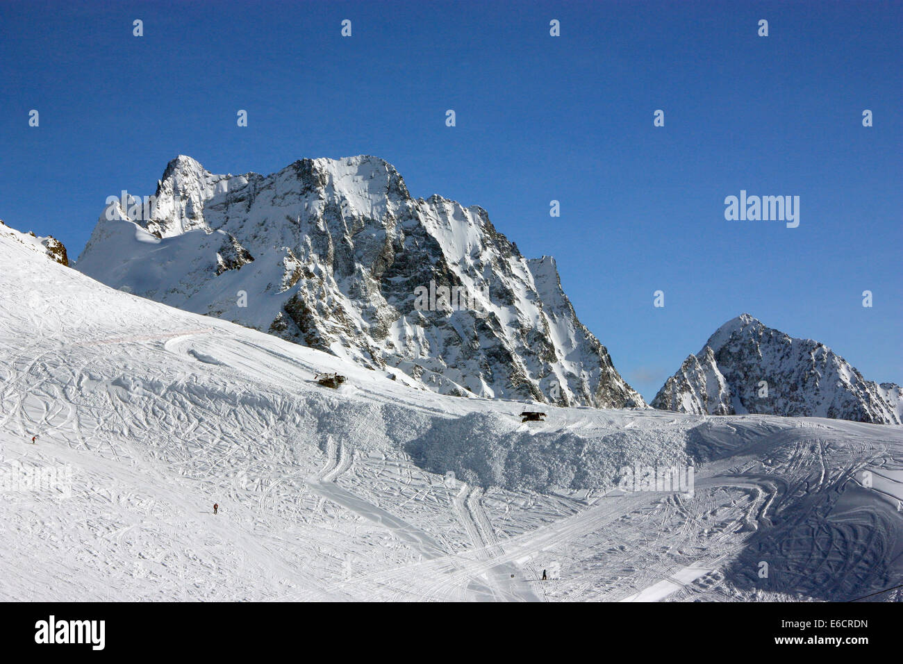 European snowmobiles hi-res stock photography and images - Alamy