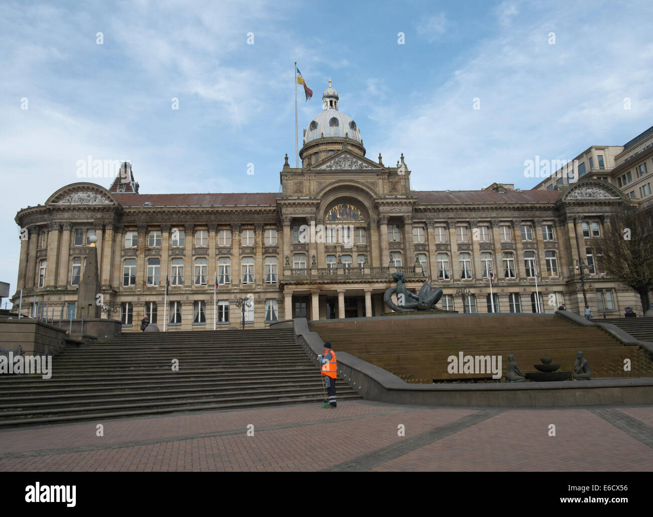 Steps and fountain at Victoria Square in Birmingham Stock Photo - Alamy