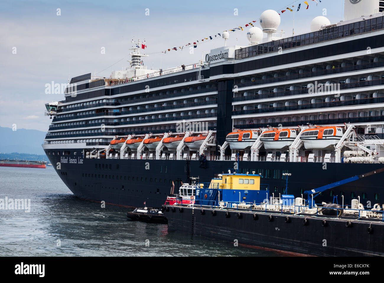 Maintenance barge hi-res stock photography and images - Alamy