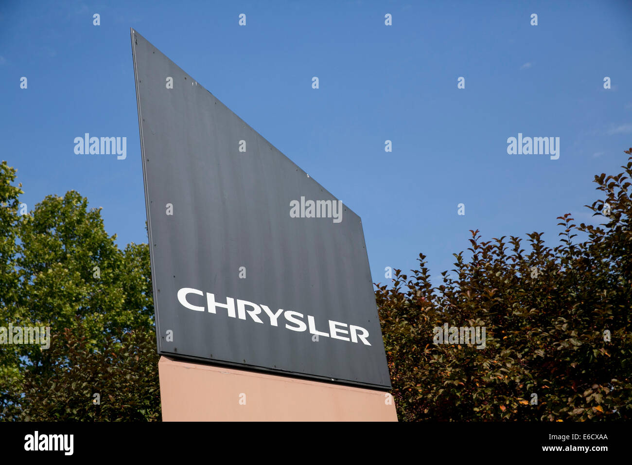 The headquarters of Chrysler Group LLC in Auburn Hills, Michigan Stock ...