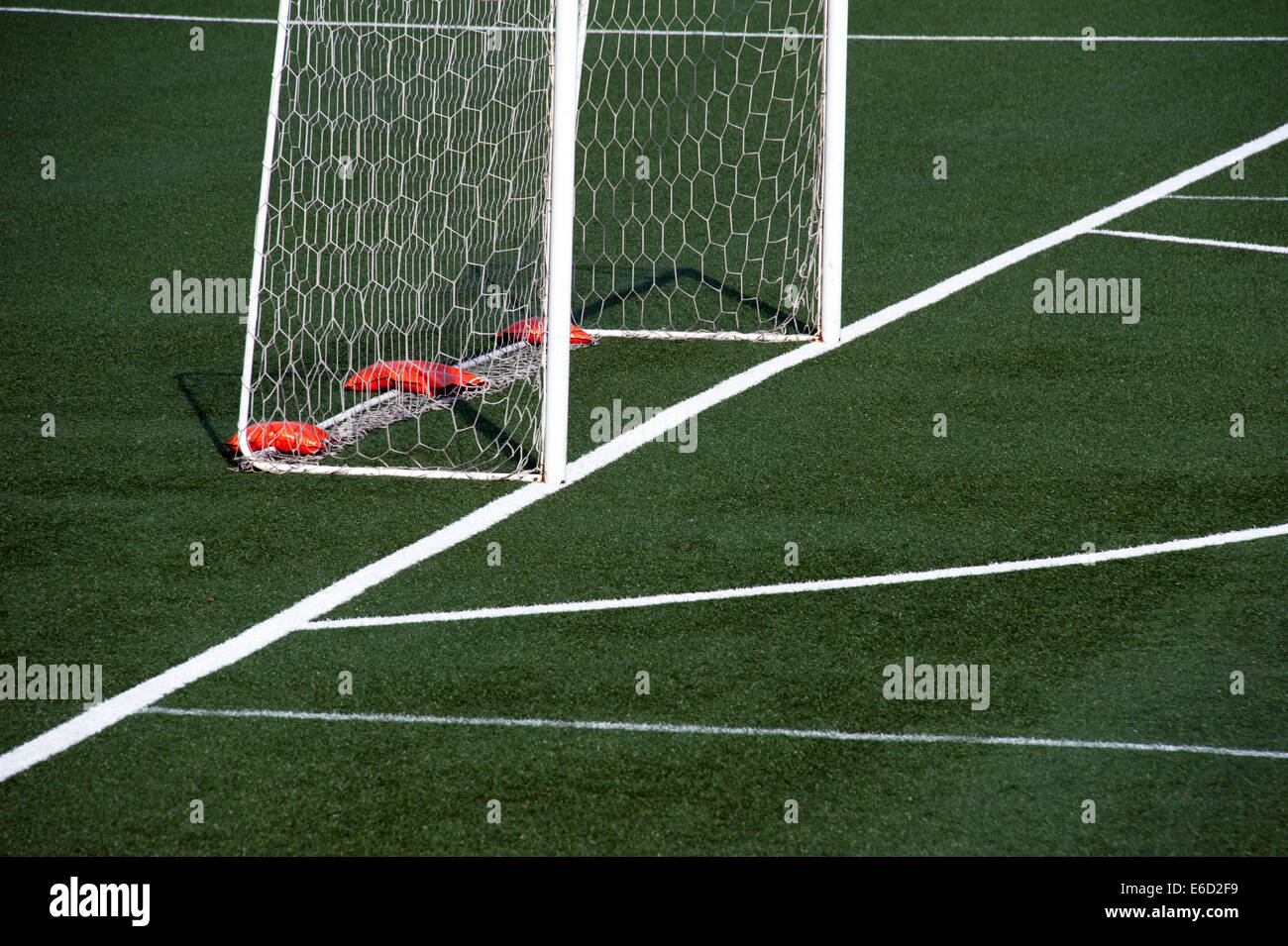Goal net detail hi-res stock photography and images - Alamy
