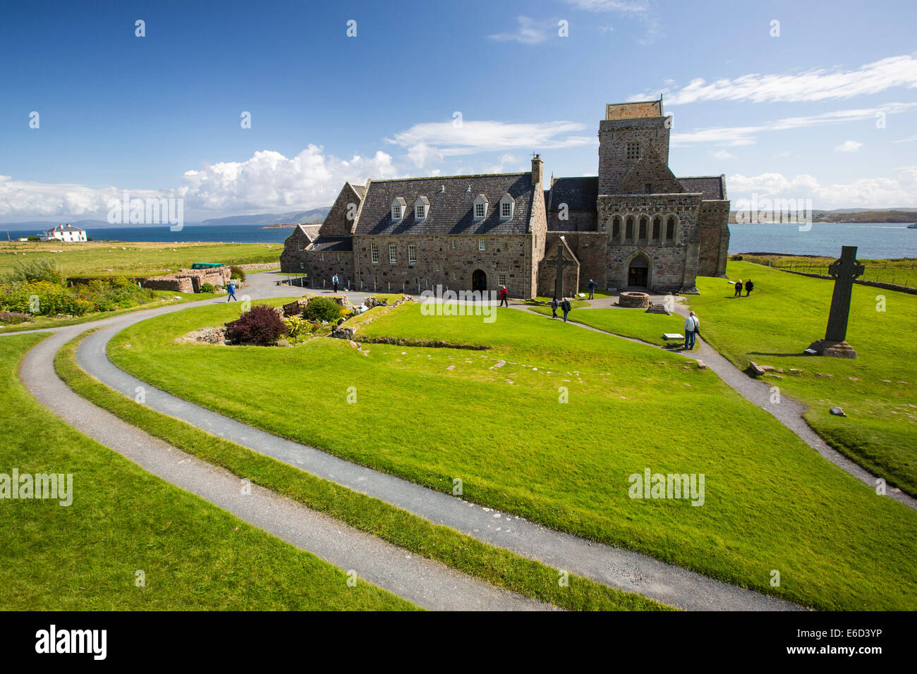 Iona Abbey on Iona, off Mull, Scotland, UK Stock Photo - Alamy
