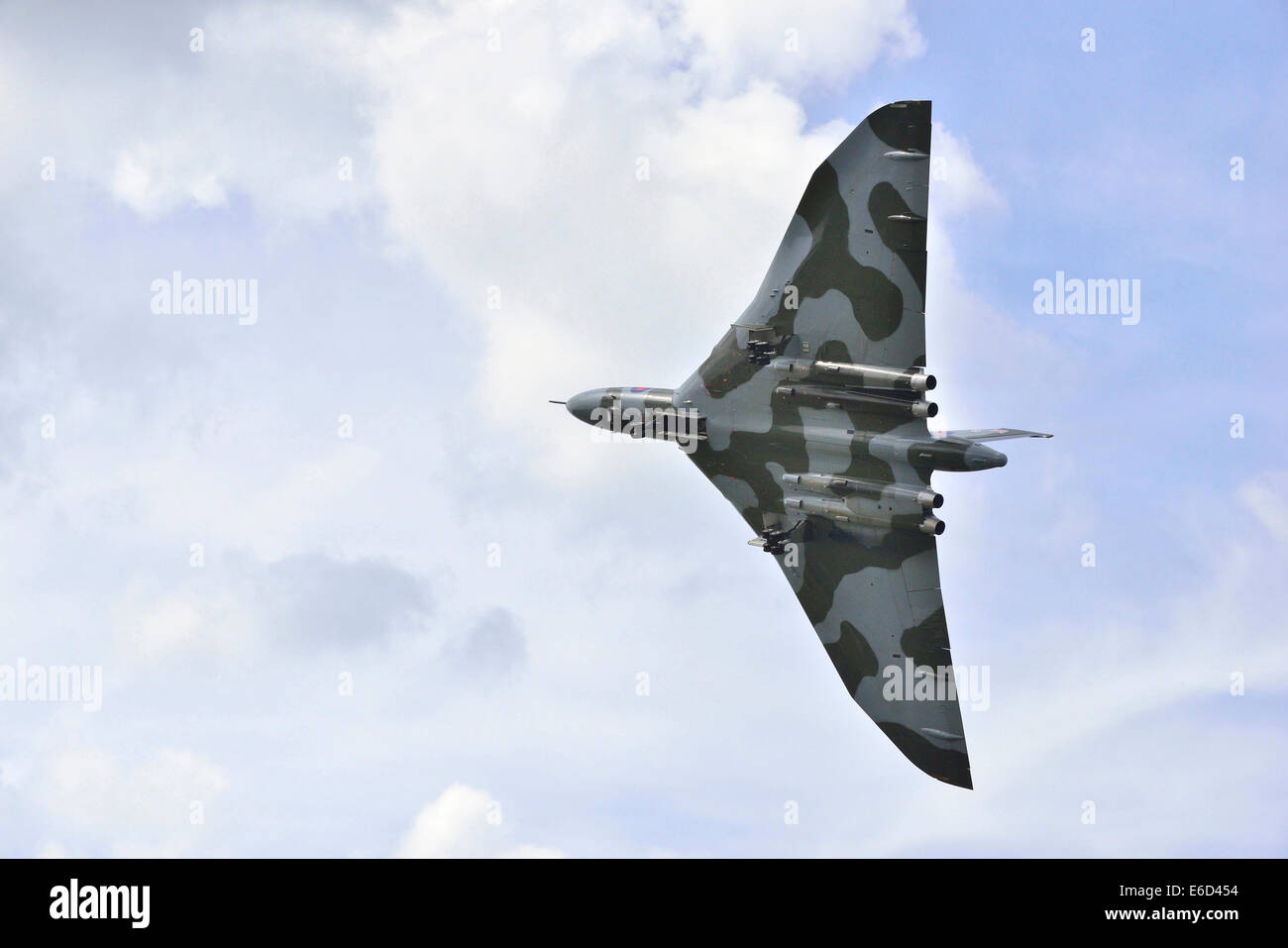 The world’s last remaining flying Avro Vulcan bomber in flight in what ...