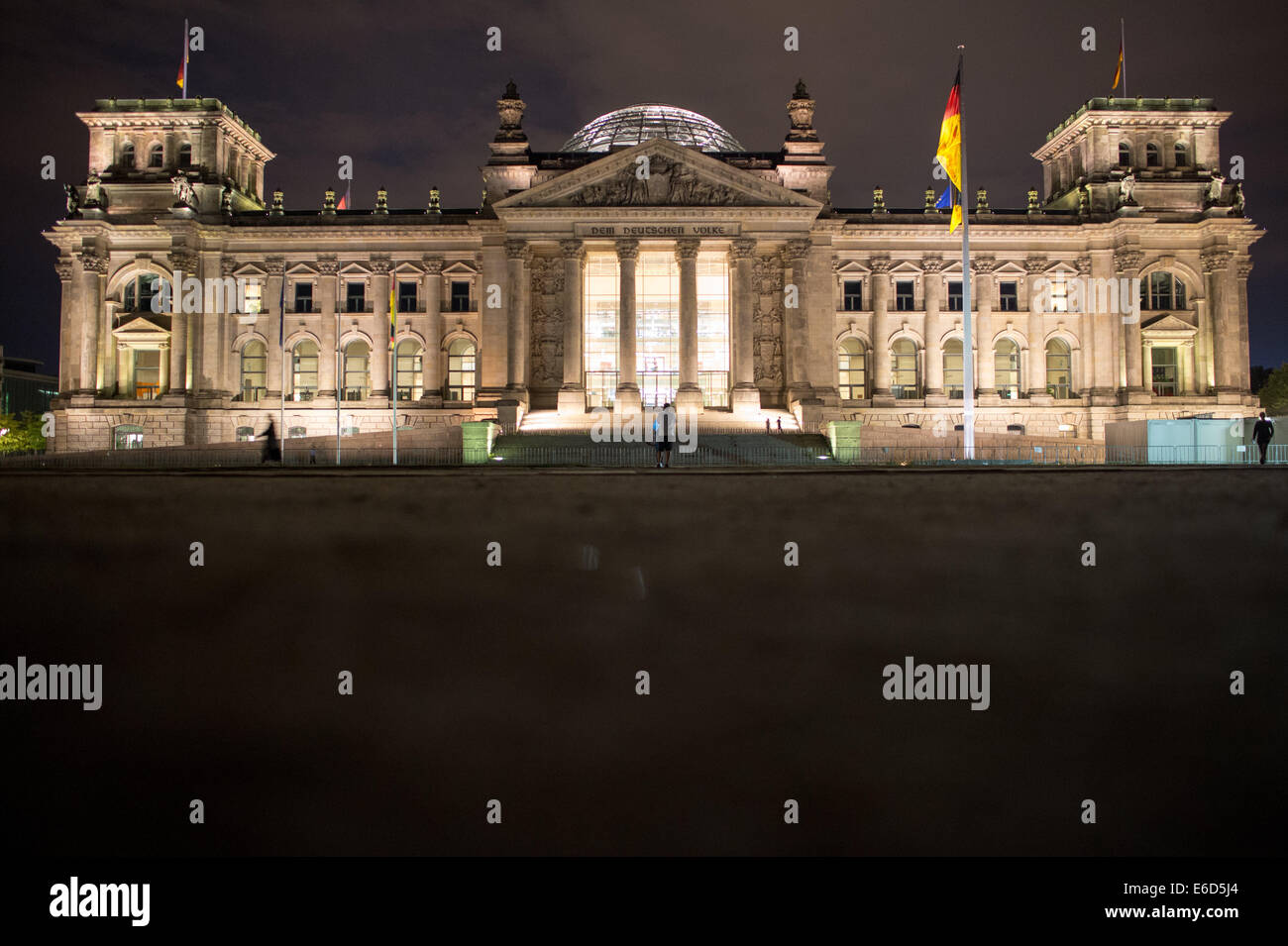 Berlin, Germany. 14th Aug, 2014. The illuminated German Bundestag ...