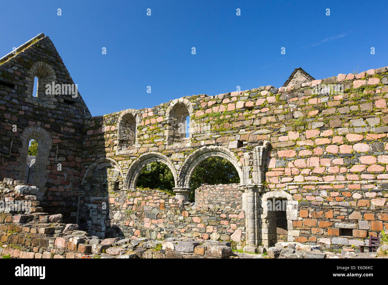 Medieval nunnery hi-res stock photography and images - Alamy
