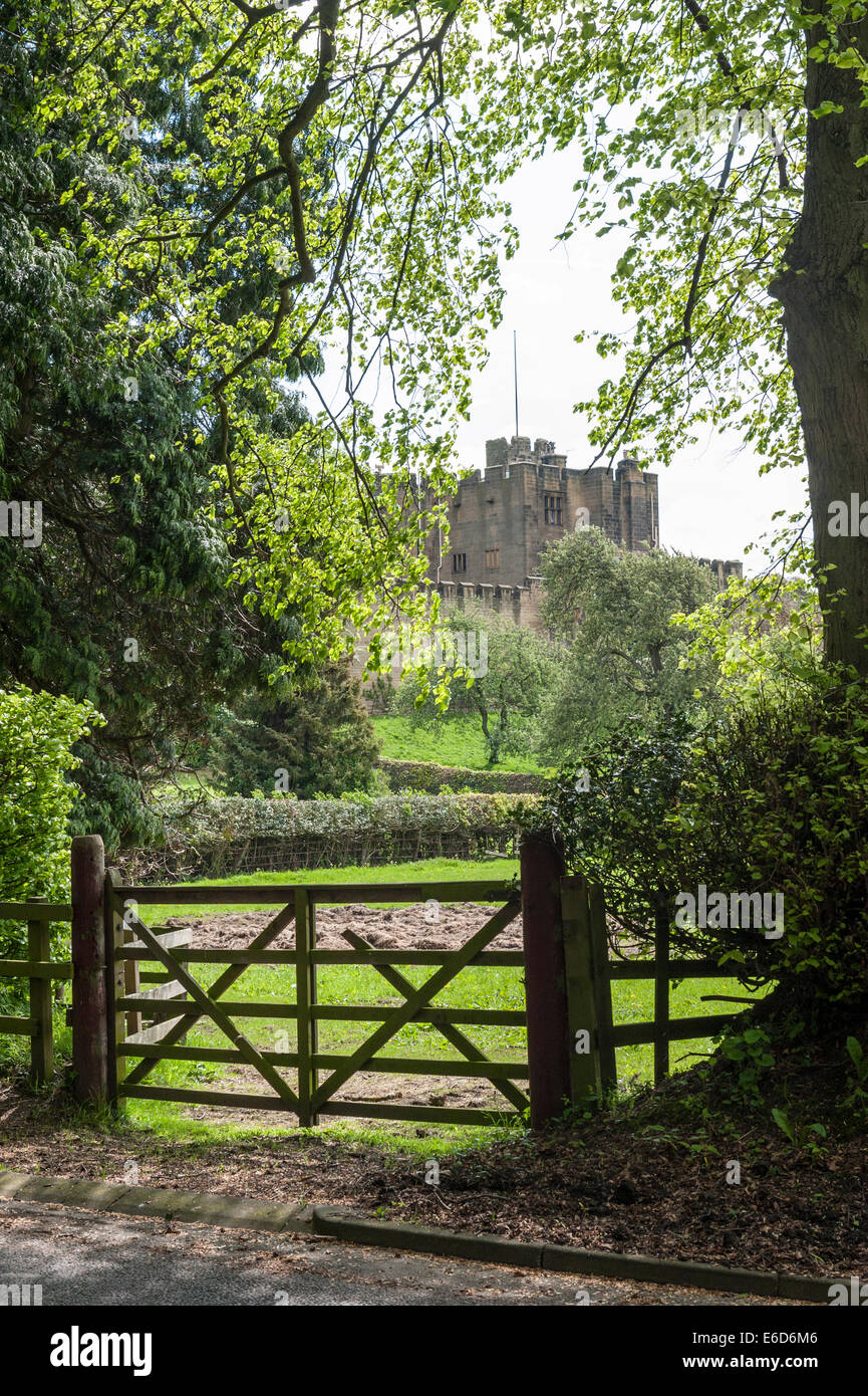 Bothal castle hi-res stock photography and images - Alamy
