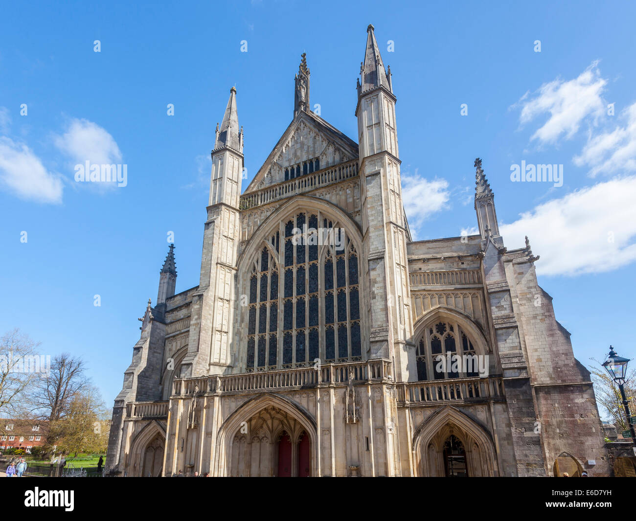 Winchester cathedral uk hi-res stock photography and images - Alamy