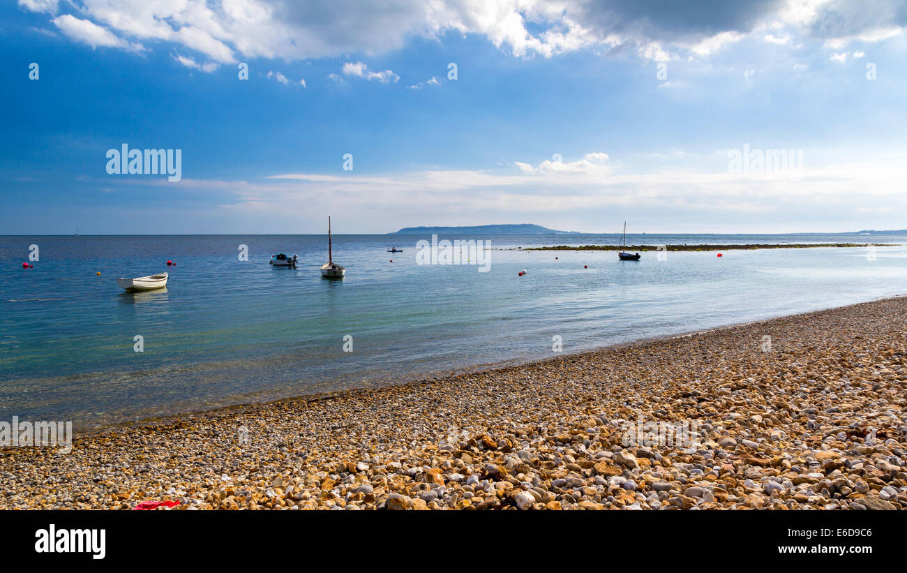 Beautiful beach at Ringstead Bay on the Jurassic Coast of Dorset ...
