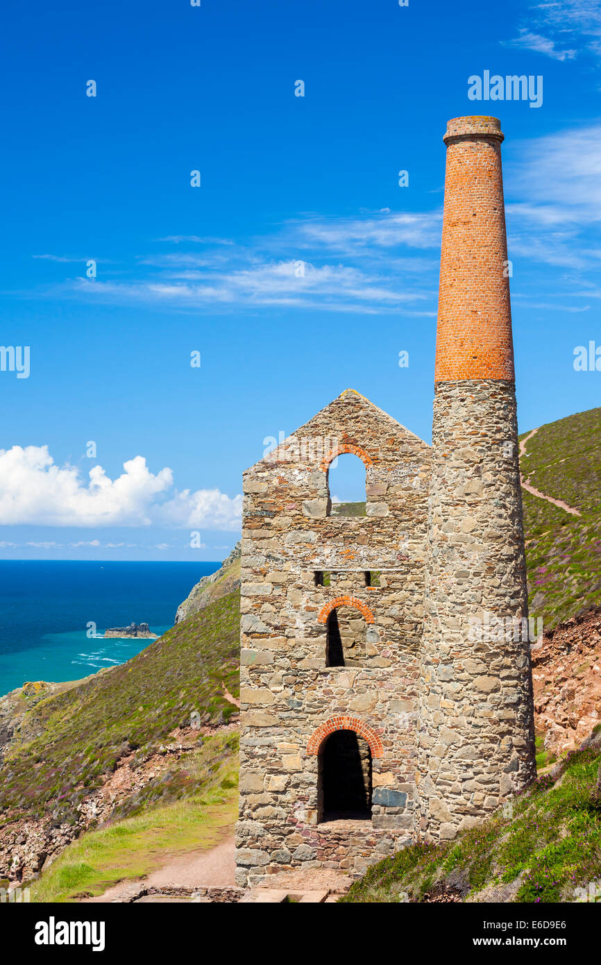 The historic Towanroath Engine House at Wheal Coates a former Tin Mine ...