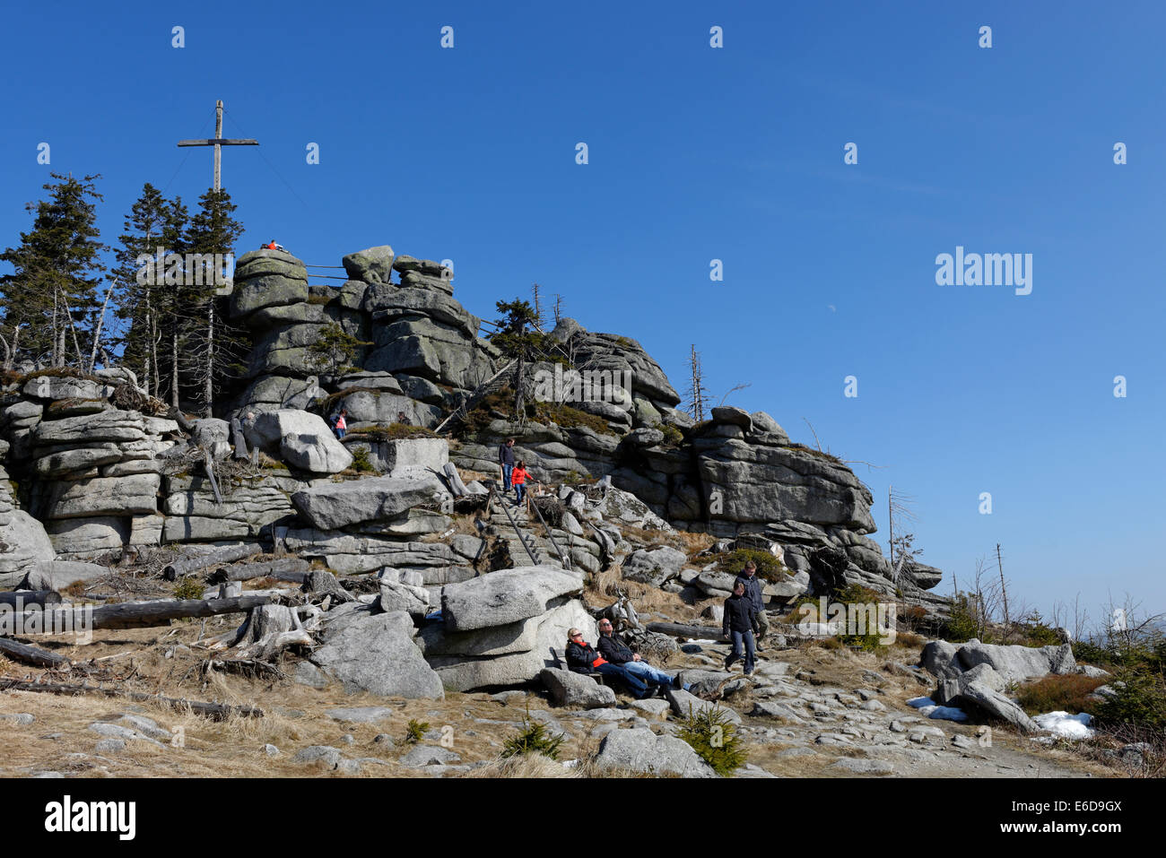 Germany, Bavaria, Lower Bavaria, Bavarian Forest, Hikers at the ...