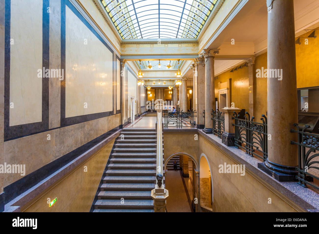 University of heidelberg library hi-res stock photography and images ...