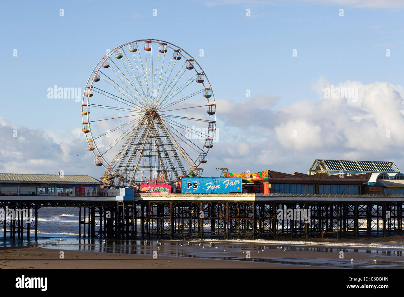 The Ferris wheel on Central Pier on the Seafront at Blackpool ...
