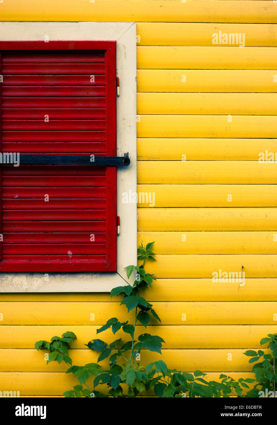Shutter board hi-res stock photography and images - Alamy
