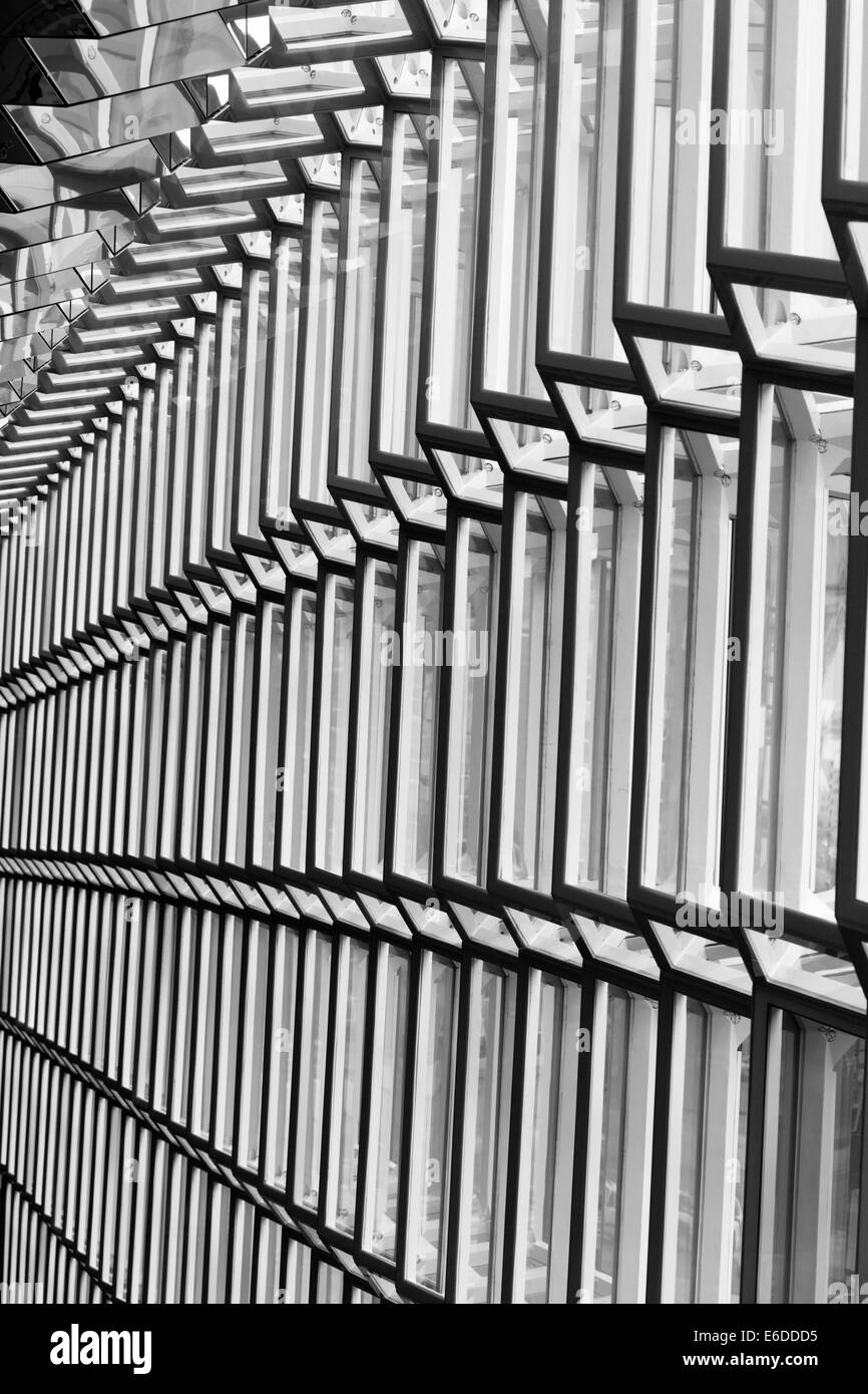 Modern window design hi-res stock photography and images - Alamy