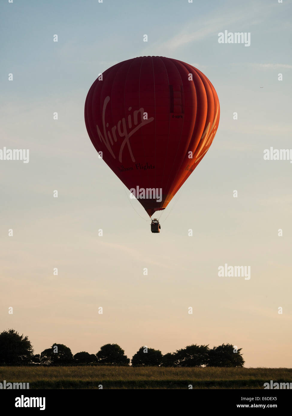 Passenger carrying balloon hi-res stock photography and images - Alamy