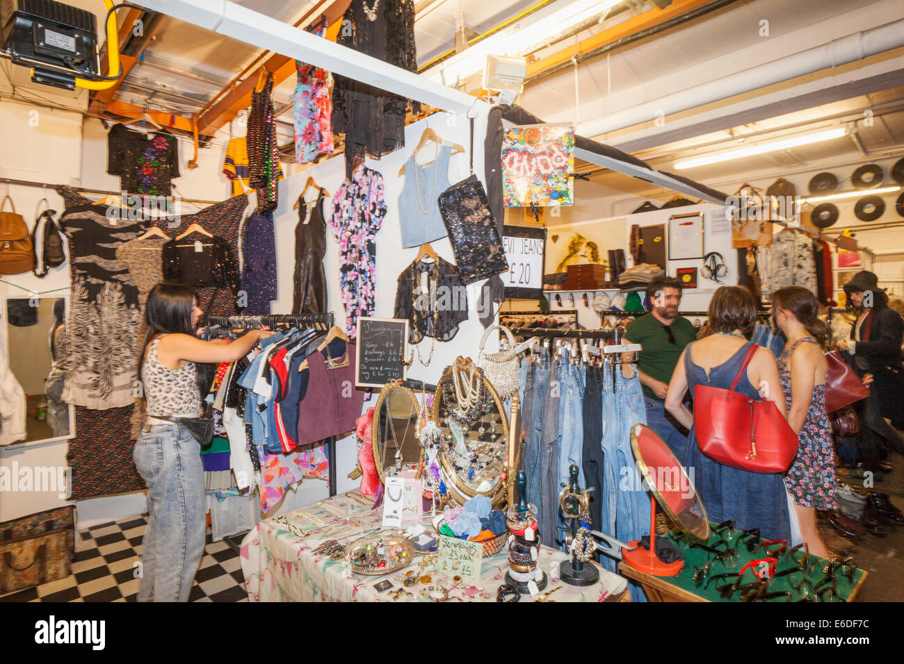 Vintage tower hamlets hi-res stock photography and images - Alamy