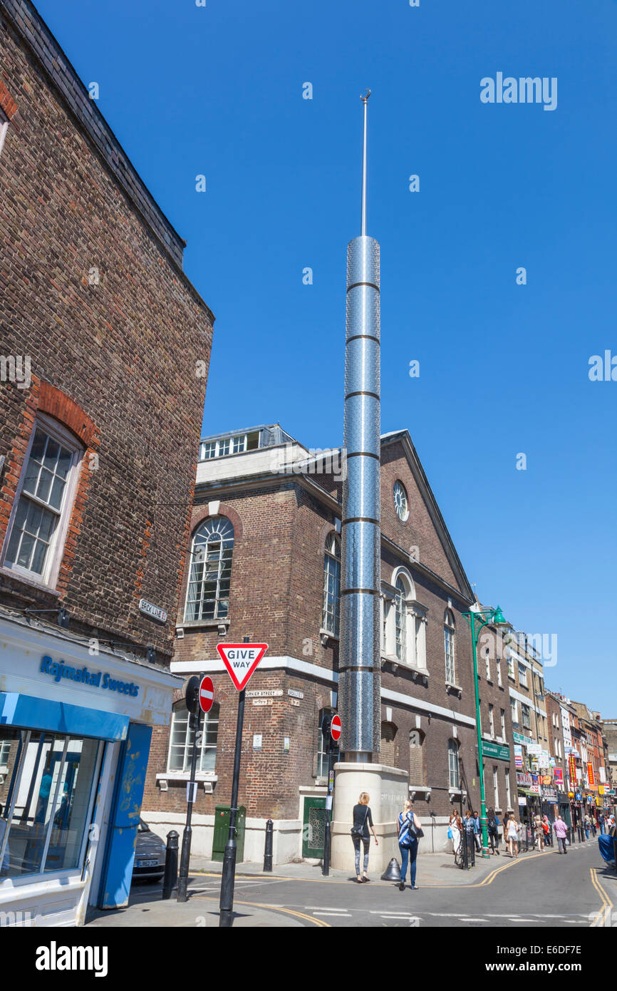 Mosque tower hamlets hi-res stock photography and images - Alamy