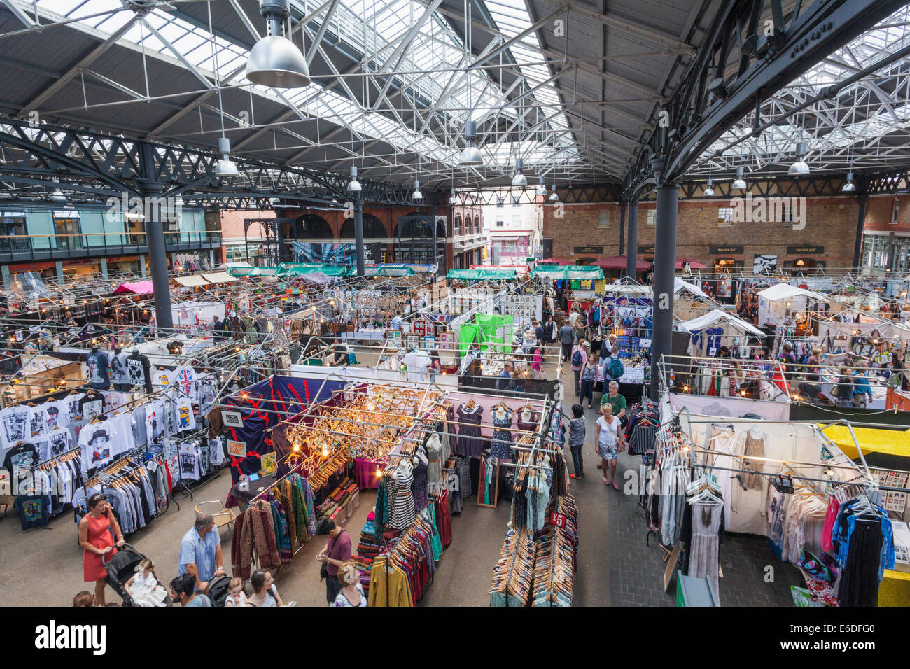 Interior spitafields hi-res stock photography and images - Alamy