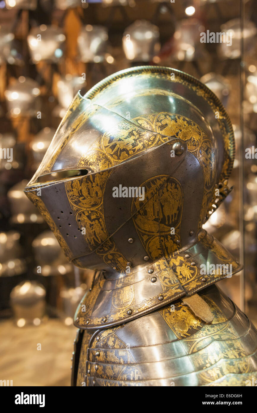 England, London, Tower of London, The White Tower, Suit of Armour made ...