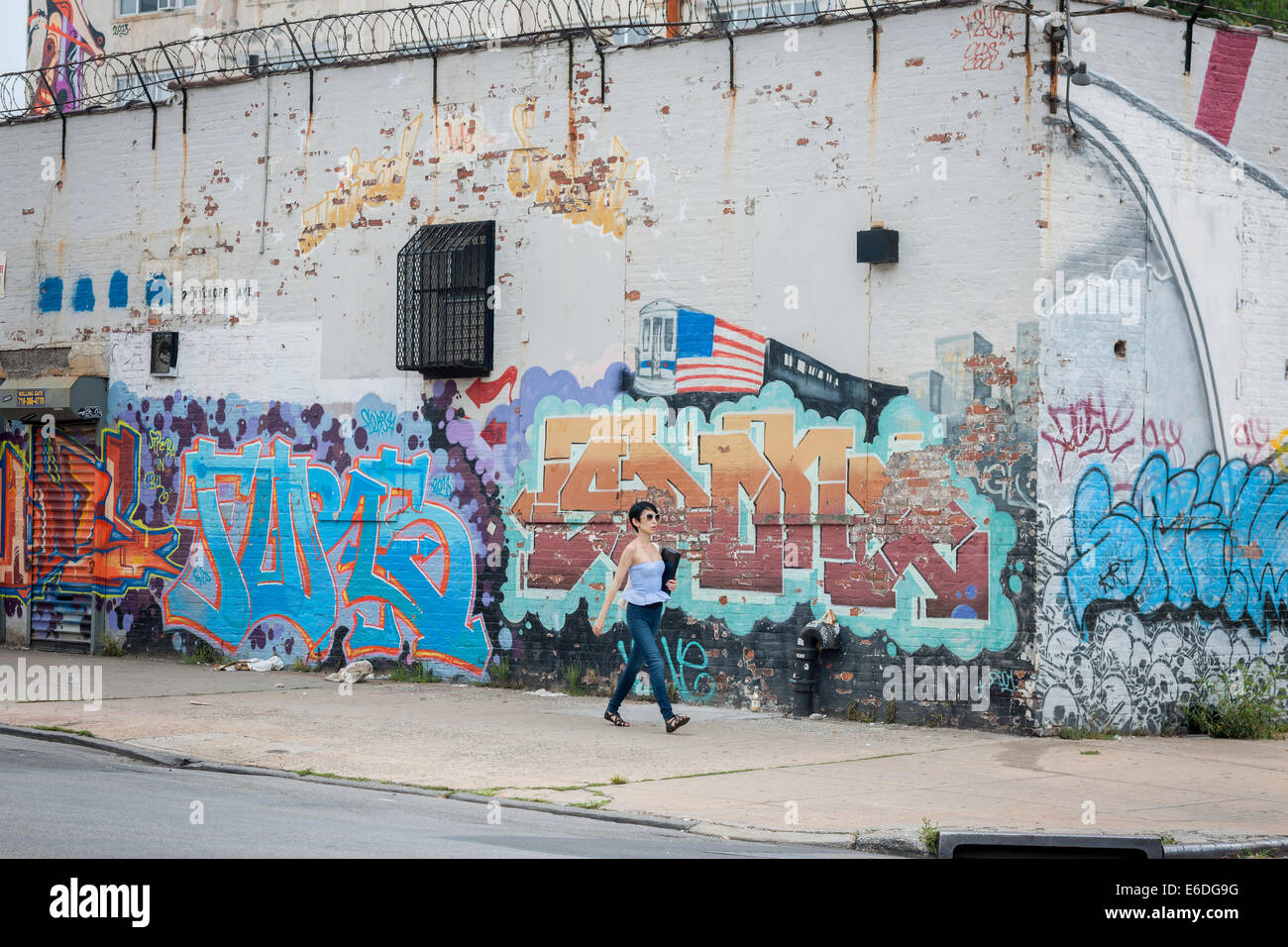 Five pointz of bushwick hi-res stock photography and images - Alamy