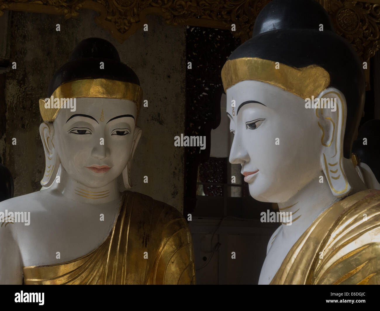Myanmar buddha yangon hi-res stock photography and images - Alamy