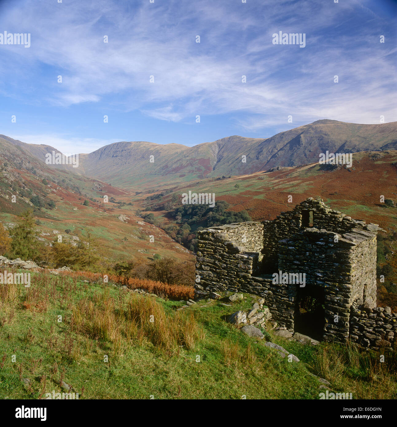 Old Barn troutbeck cumbria Stock Photo - Alamy