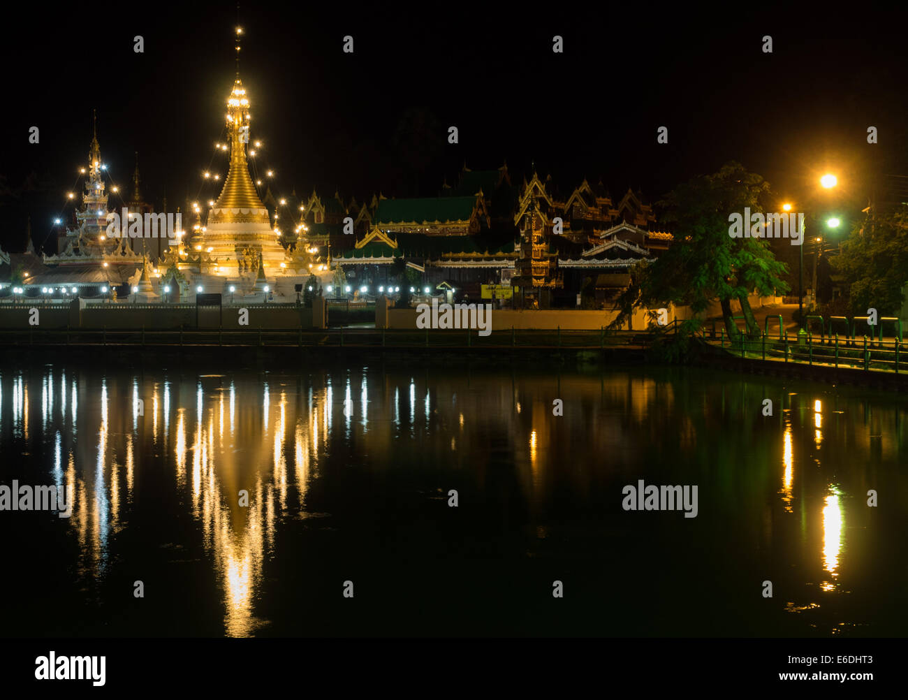 Wat jong klang temple hi-res stock photography and images - Alamy