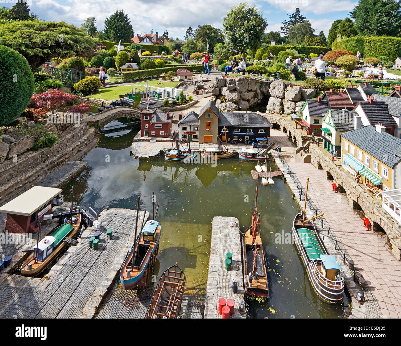 Harbour and ships at Beconscot Model Village & Railway Beaconsfield ...