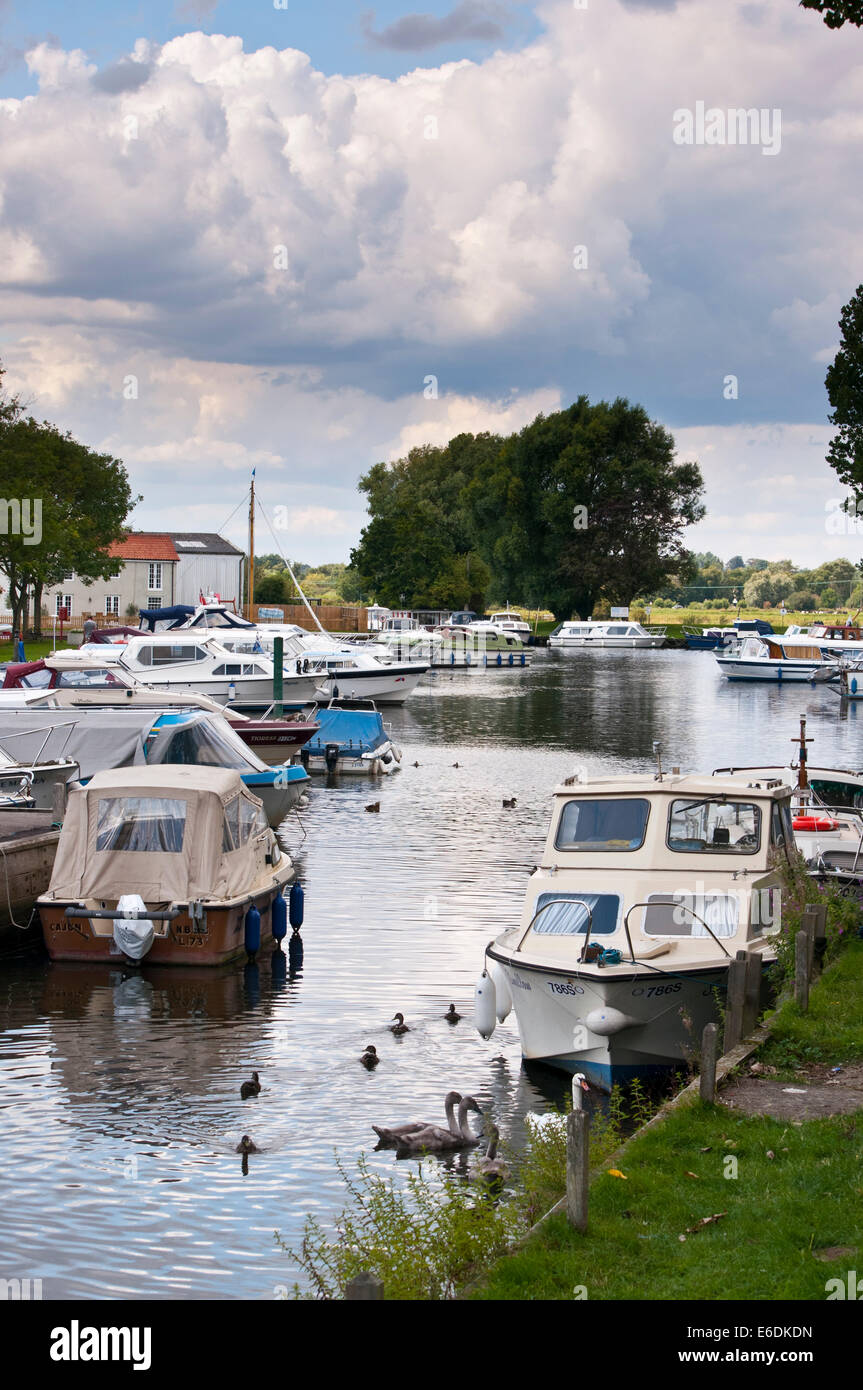 River Waveney Beccles Stock Photo - Alamy