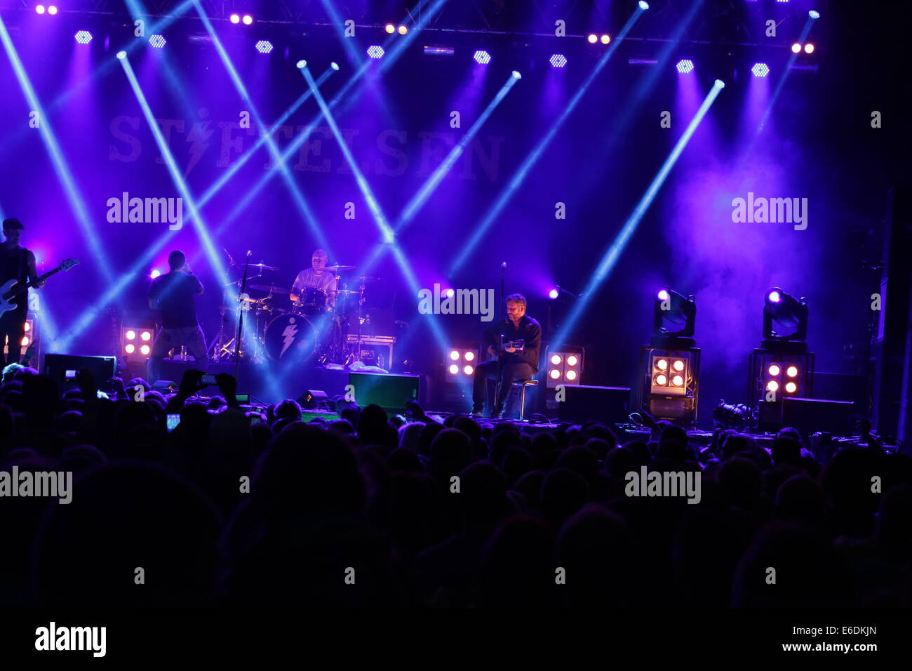 Band playing live Stock Photo - Alamy