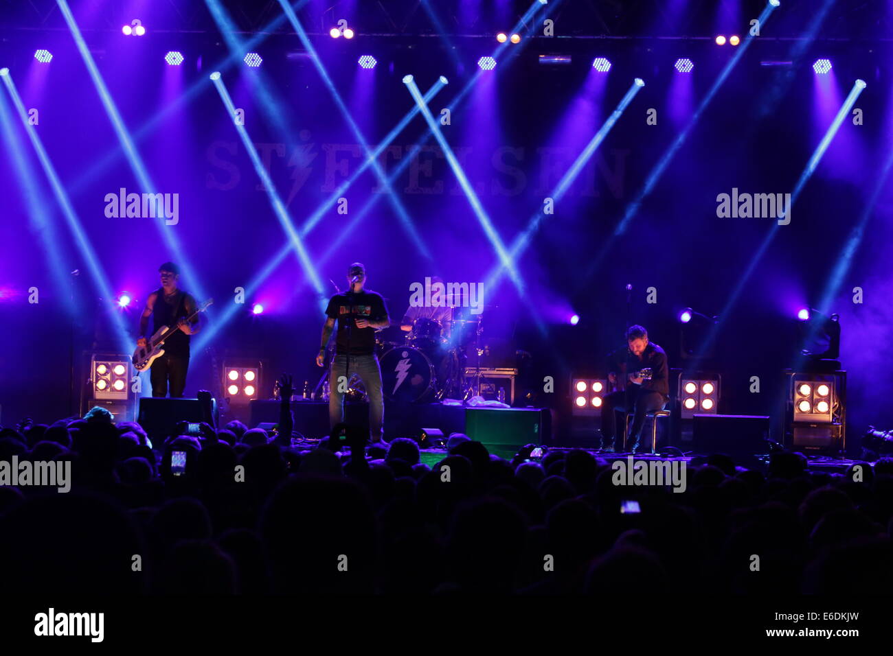 Band playing live Stock Photo - Alamy