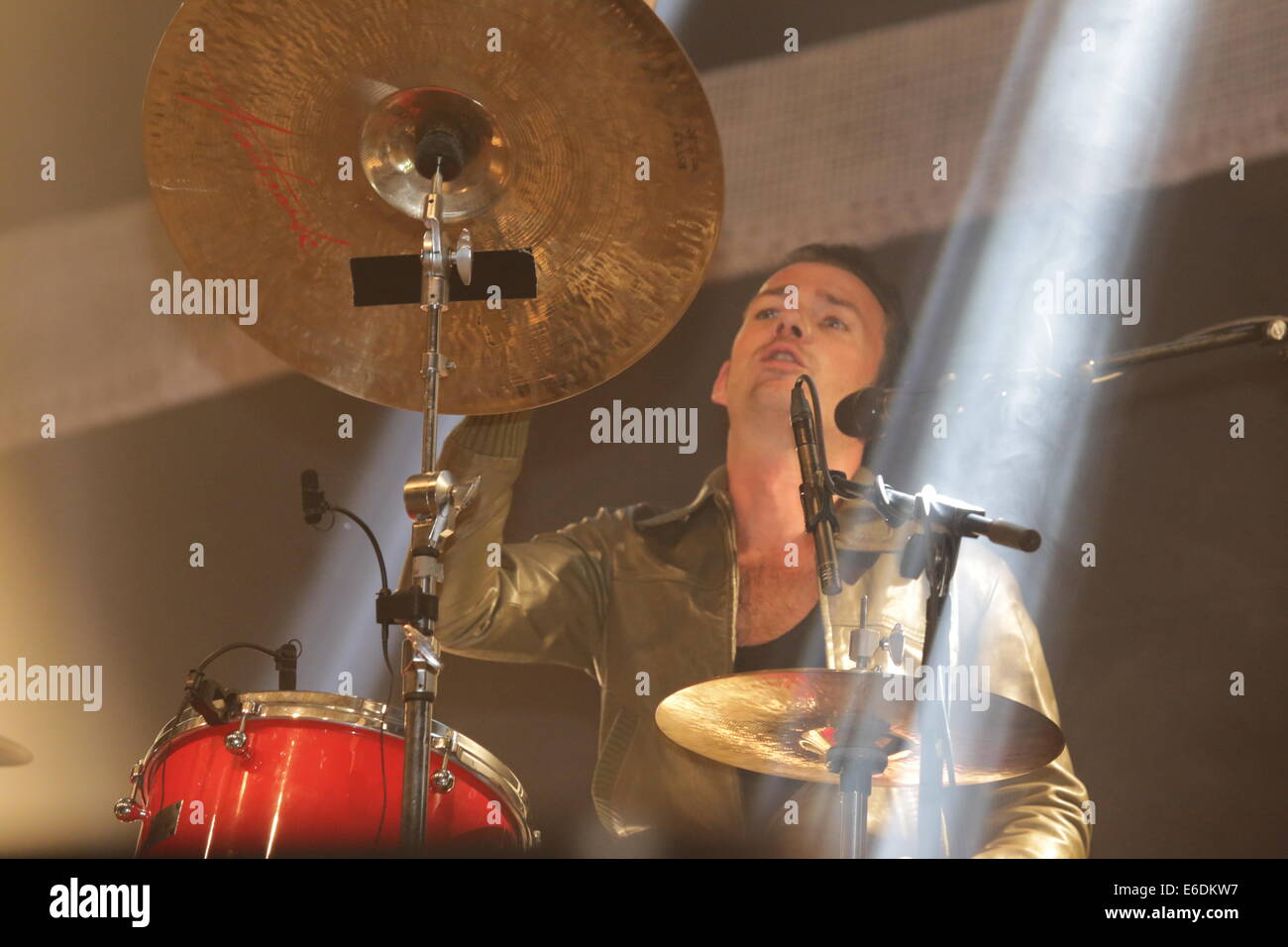 Drummer long hair hi-res stock photography and images - Alamy