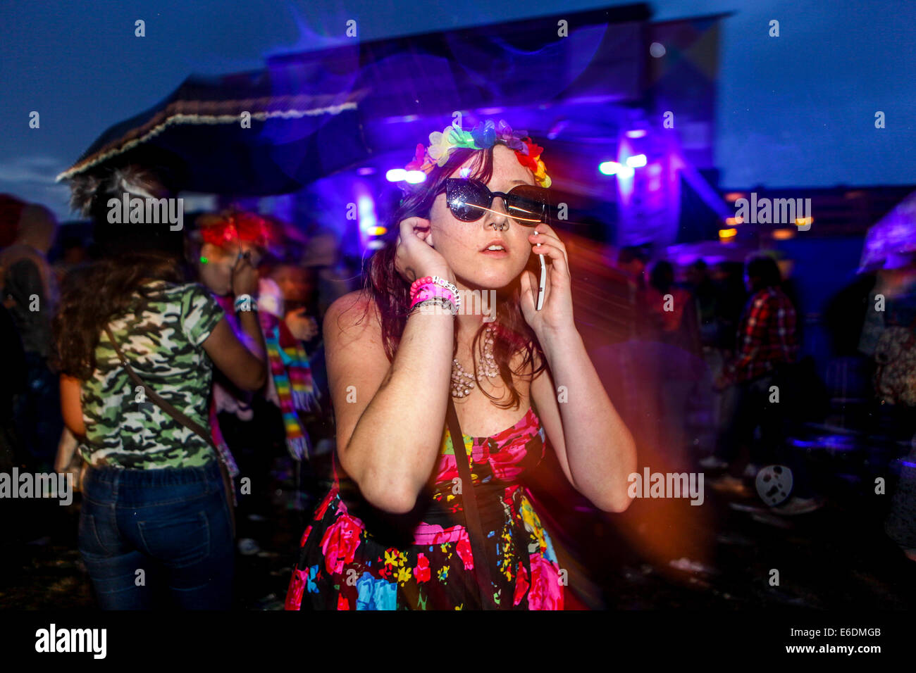 Plain girl hi-res stock photography and images - Alamy