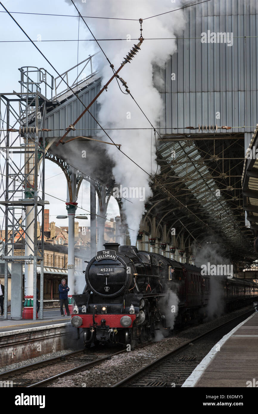 Lms locomotive hi-res stock photography and images - Alamy