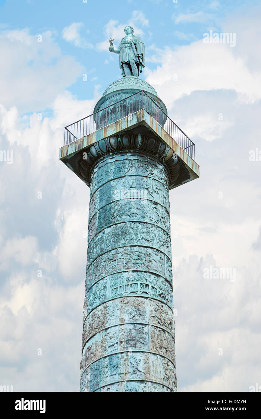 Place vendome in paris column hi-res stock photography and images - Alamy