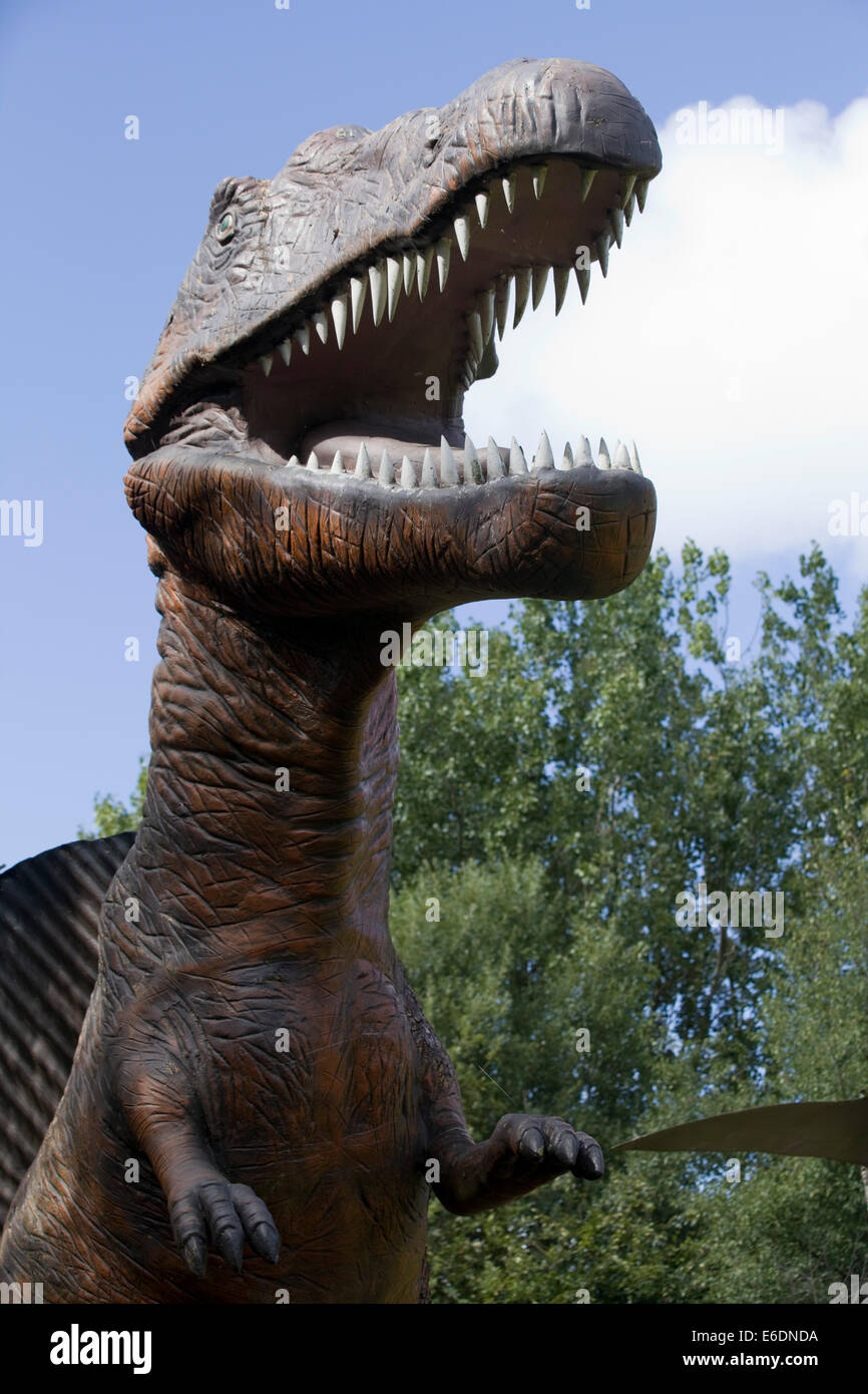 T Rex Dinosaur Statue Stock Photo - Alamy