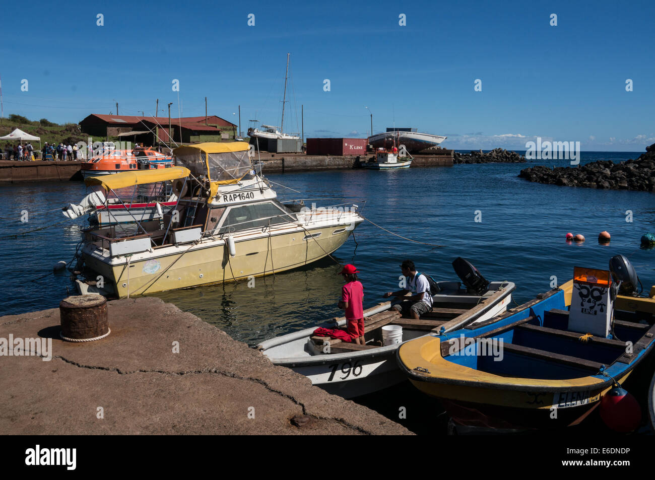 Easter island fishing hi-res stock photography and images - Alamy