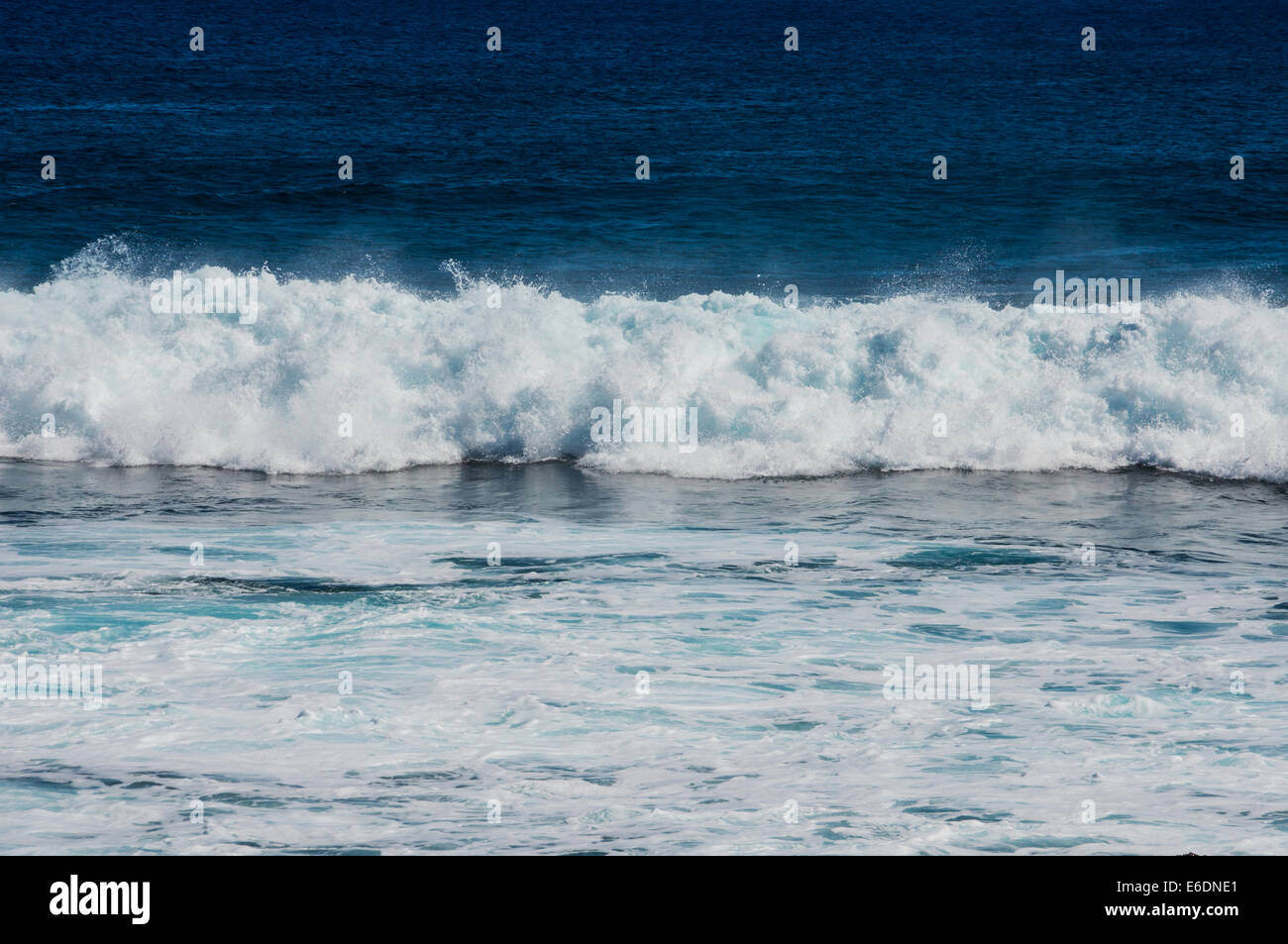 ocean waves surf Stock Photo - Alamy