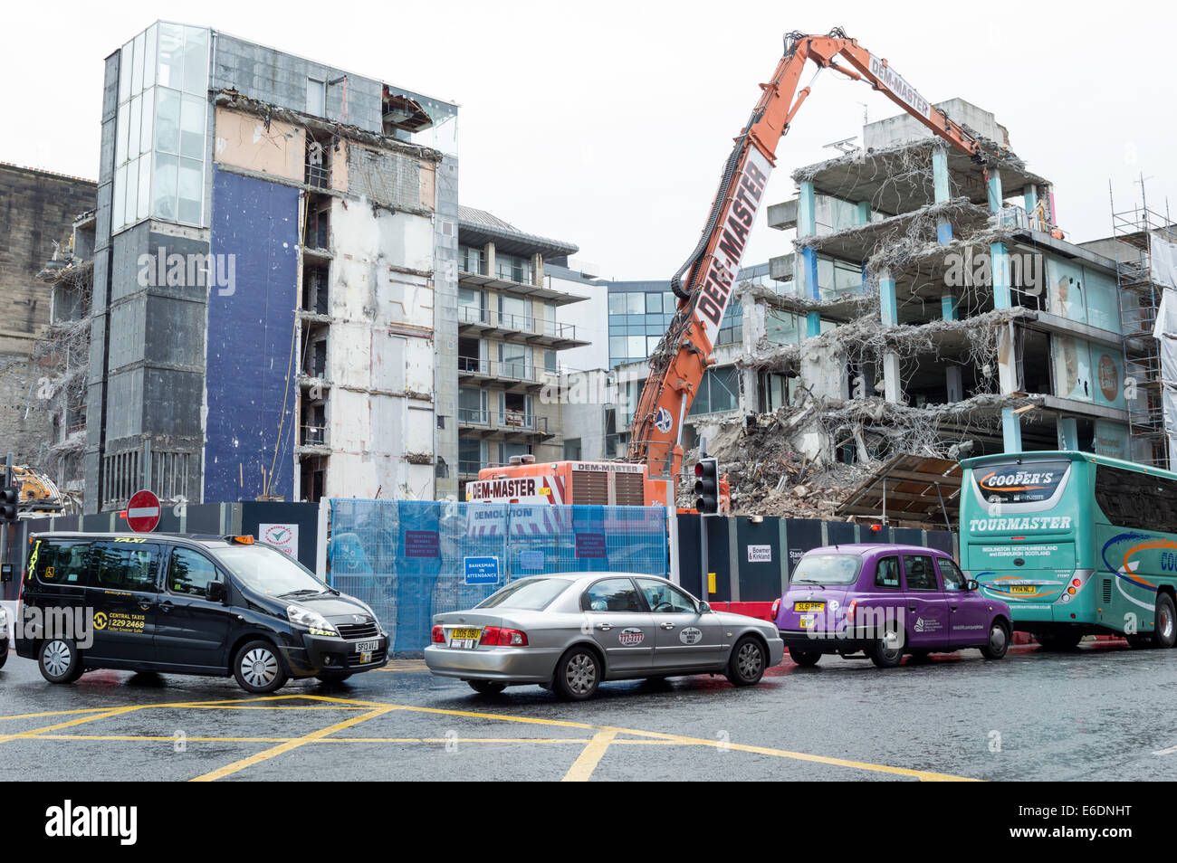 Standard Life construction project on the corner of St Andrew Square ...