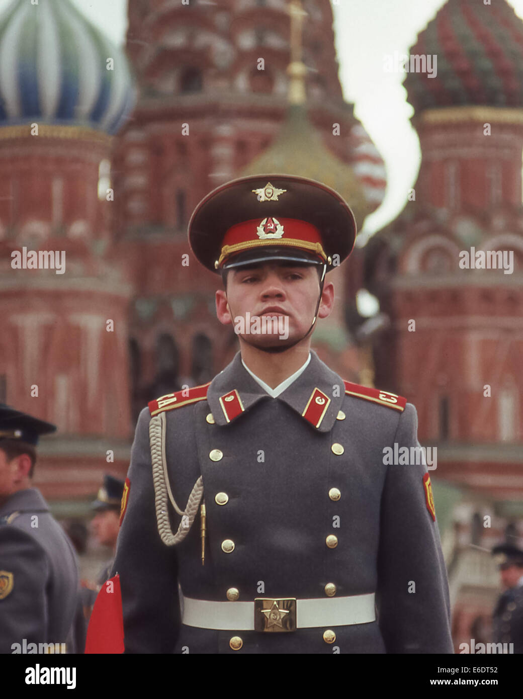 Soviet honor guard hi-res stock photography and images - Alamy