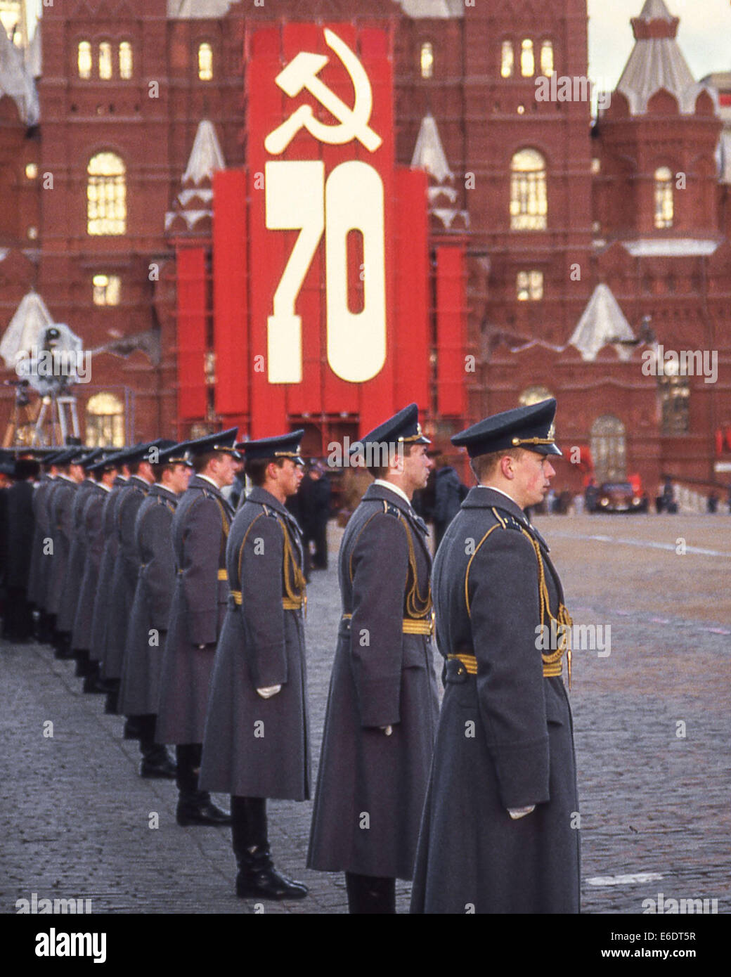 Civilians spectators hi-res stock photography and images - Alamy